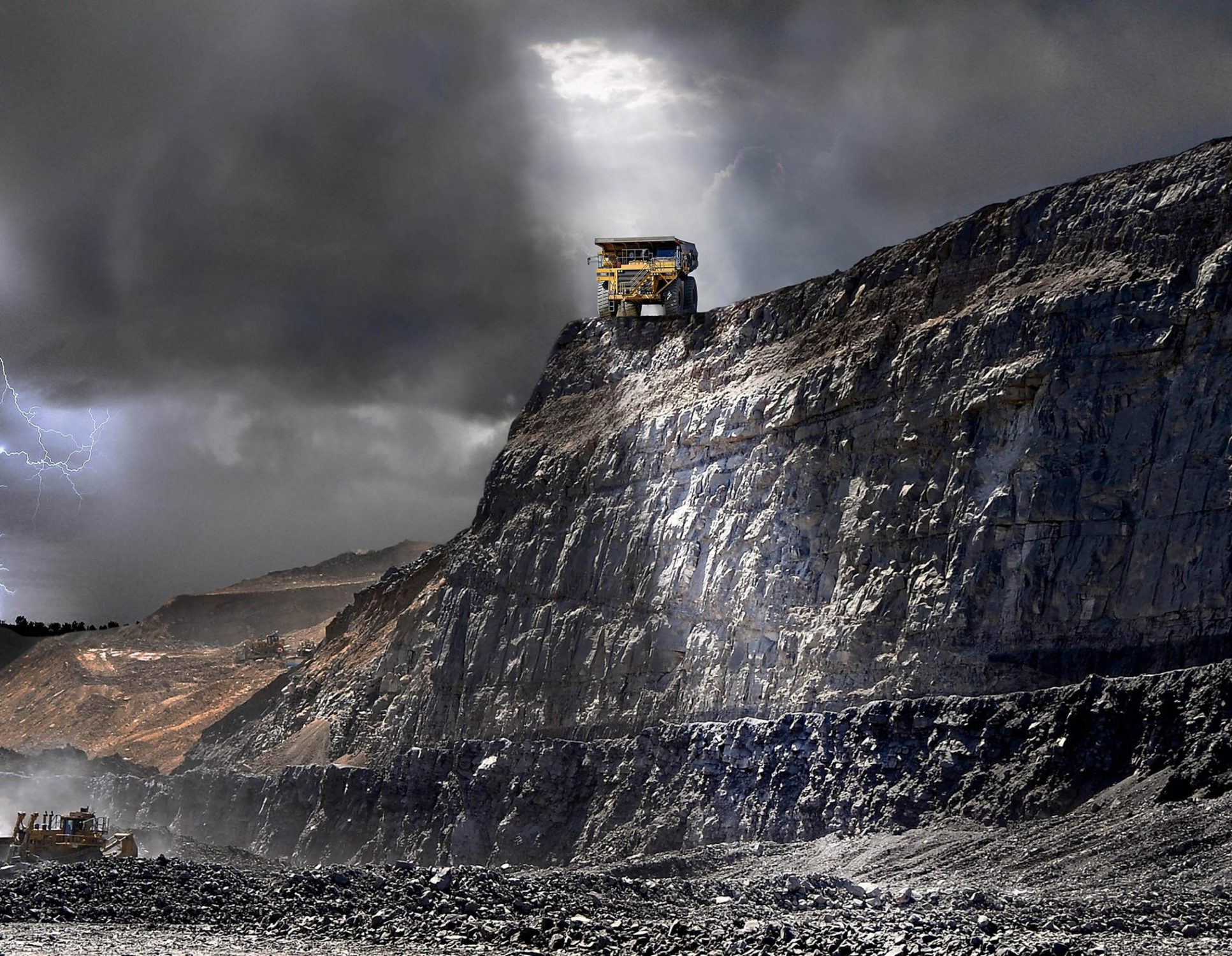 THE IMPORTANCE OF HAUL ROAD CONSTRUCTION | Monaflex